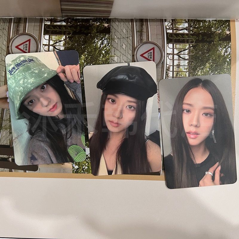 Thẻ Rose Blackpink Lomo Card Blackpink Off Chính Hãng Thẻ Ảnh Nhóm Nhạc ...