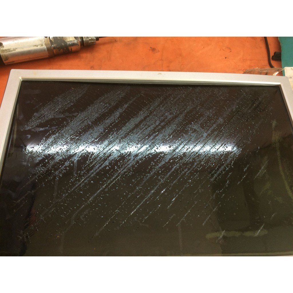 phim phân cực 21.5in 22in 24in wide (chữ nhật) để dán màn hình LCD,tivi ...