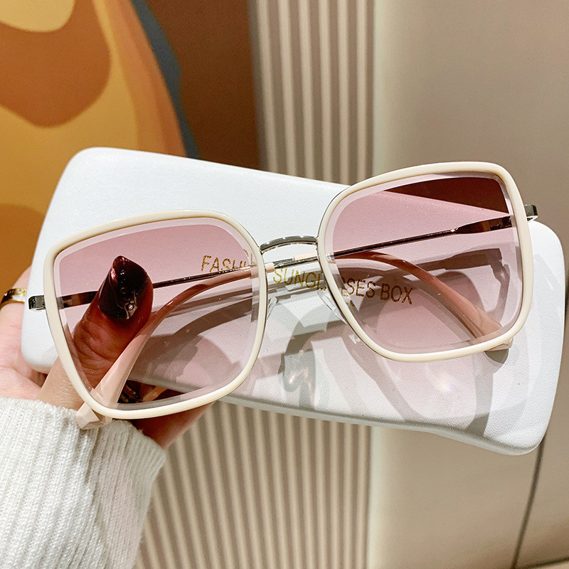 Kính râm, kính râm gradient khung mùa hè thời trang, kính râm chống tia ...
