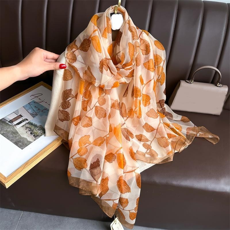 Khăn quàng cổ dành cho nữ Khăn choàng đi biển mùa hè Khăn choàng đi biển được xếp lớp bằng gạc ...