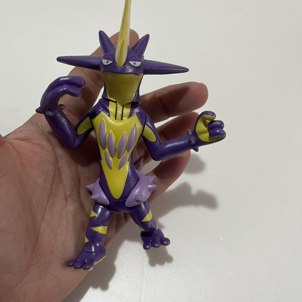 Mô hình nhân vật hành động Pokémon Trembling Salamander | Shopee Việt Nam