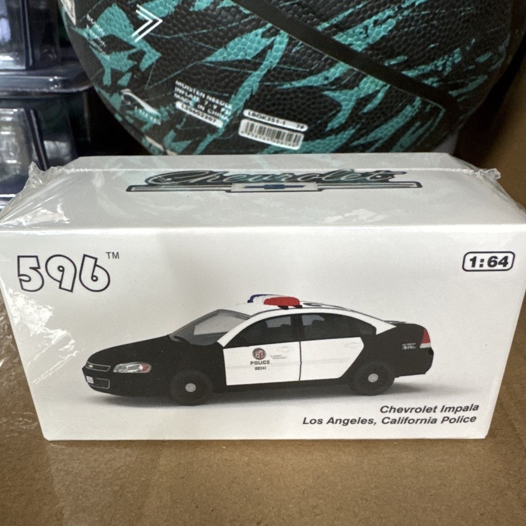 596 Hàng có sẵn 1: 64 Chevrolet Impala Los Angeles Lapt Police Car ...