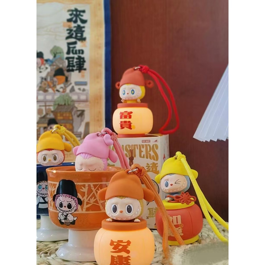 Popmart LABU THE MONSTERS Đến với loạt cửa hàng vui nhộn này Silicone ...