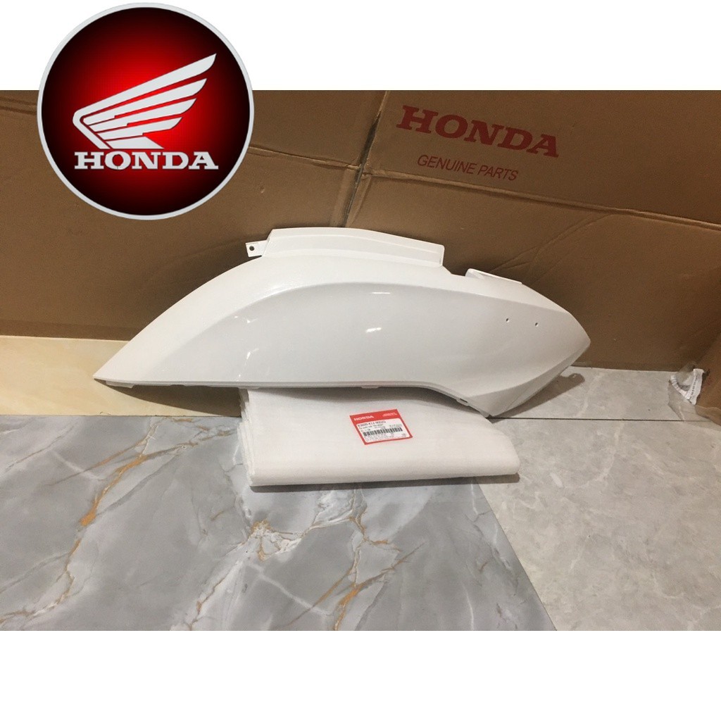 Ốp sườn trái LEAD 125 2013-2015 màu trắng *NH-B35P* (83600K12900ZG ...