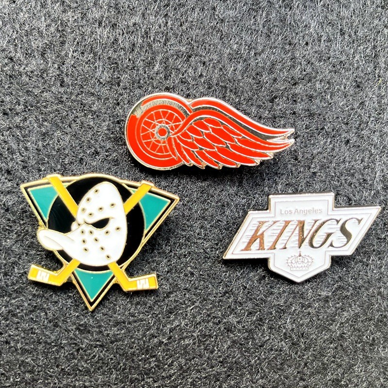 Ice Hockey NHL Brooch Personalized Metal Collar Badge Letter Pin IACA ...