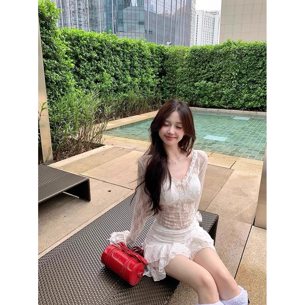 Váy dài tay xẻ ren phong cách Pháp Kaisike có cổ chữ V và eo xếp nếp | Shopee Việt Nam