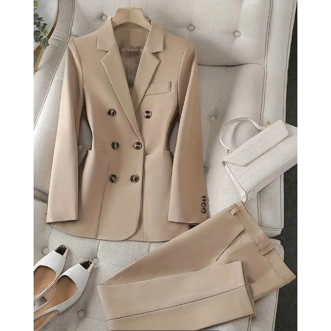 Bộ vest 6 khuy trơn 3 khuy tay trơn dáng dài kèm quân Côn đứng hàn quốc thu hút mọi ánh nhìn Cổ ...