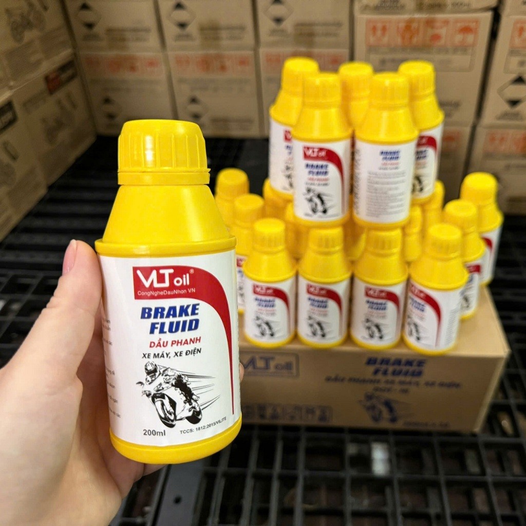 Dầu Phanh, Dầu Thắng BRAKE FUILD Victrta Cao Cấp 200ml | Shopee Việt Nam