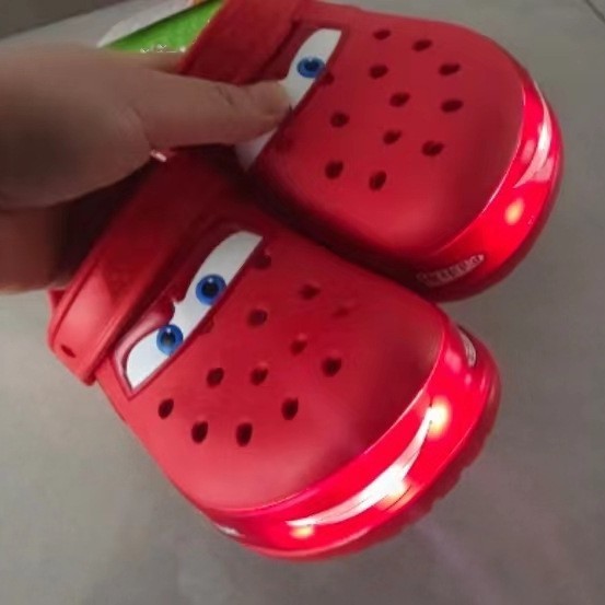 Dép Crocs Classic Clog x Cars Lightning Mcqueen cho nam và nữ, unisex ...