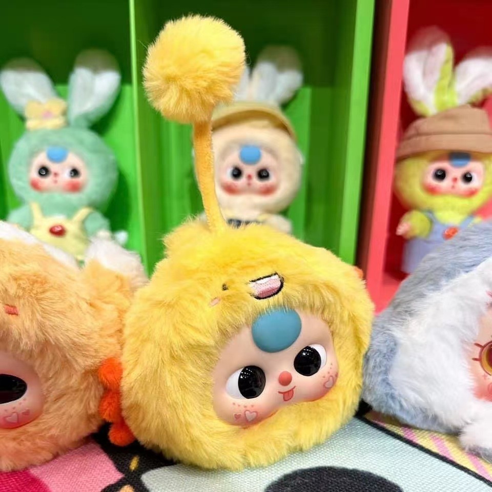 Búp bê Loopy Little Beaver màu hồng sống động để chơi và sưu tập sáng ...