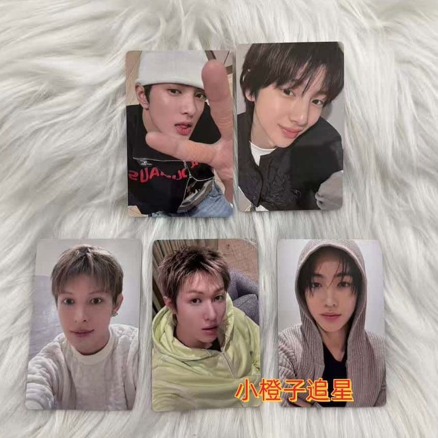 Zhao Yufan Jin Huấn Luyện Chính Photocard cortis Thẻ Ký yzy5.0 Hồng ...