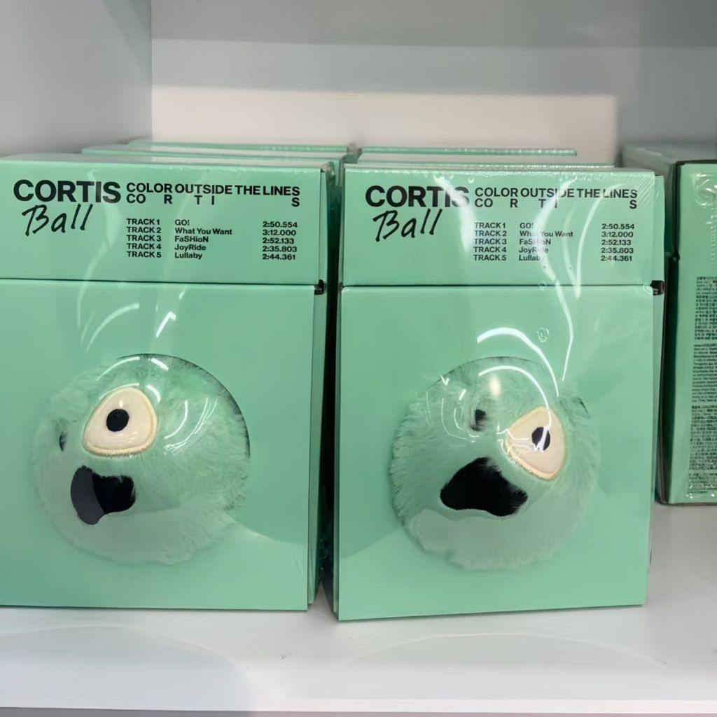 Cortis ra mắt chuyên nghiệp cortis ball phiên bản búp bê sang trọng ...