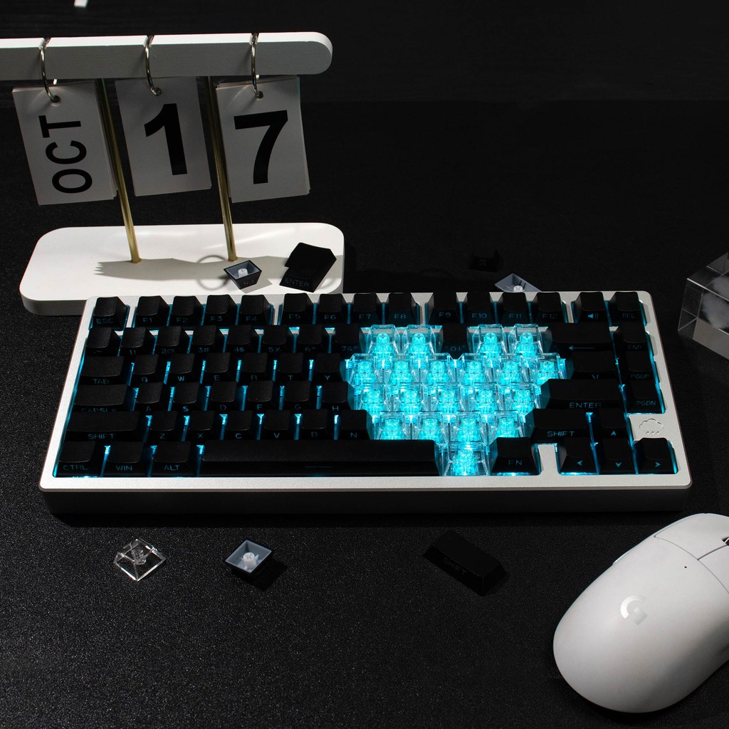 21 Chiếc Keycaps Hình Trái Tim Trong Suốt Sương Mù Đen Đỏ RGB Tình Yêu ...
