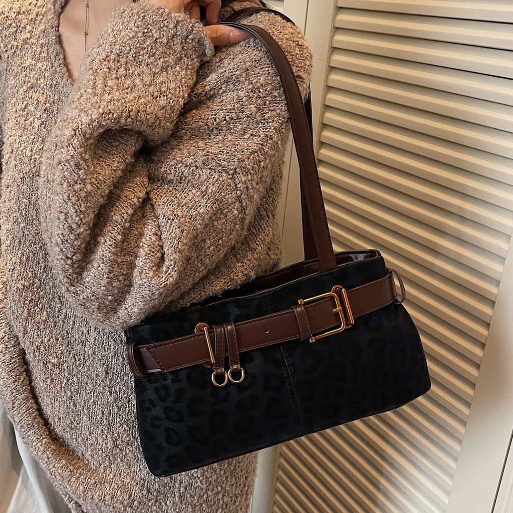 Niche Da Báo In Túi Nữ 2025 Phong Cách Mới Hợp Thời Trang Retro Thời ...