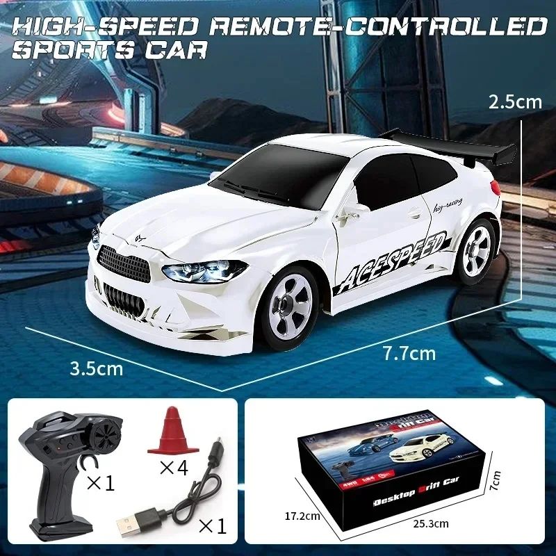 2.4G RC Drift Car 1 / 64 Mini RC Car 4WD Đua Xe Tốc Độ Cao Để Bàn Mini ...