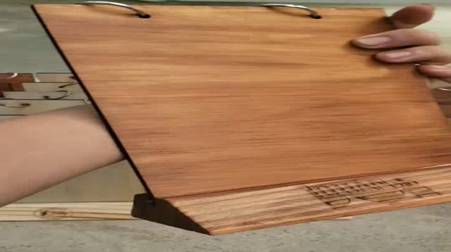 Standee Đế gỗ Menu để bàn có khoen tròn - Free Logo | Shopee Việt Nam