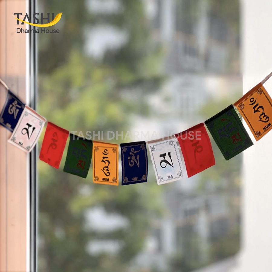 Cờ Lục tự minh chú Quán Thế Âm - OM MANI PADME HUNG [Tashi Dharma House ...