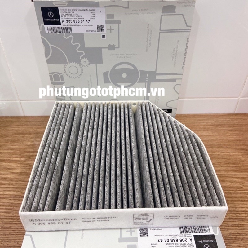 Lọc gió máy lạnh trong Mercedes C250, C200, C220, C180 AMG, E200, E220 ...