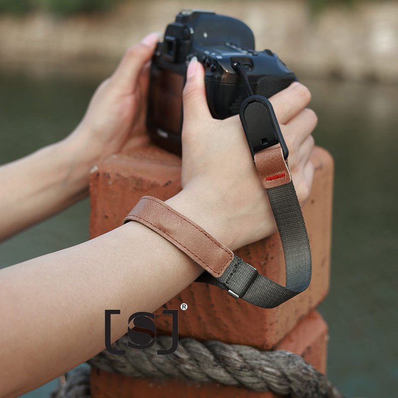 Dây máy ảnh đeo cổ tay hand strap A92 | Shopee Việt Nam