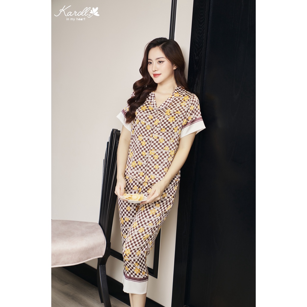 Bộ đồ mặc nhà Karoll quần lửng tay cộc hoạ tiết trẻ trung NH23.030 ...