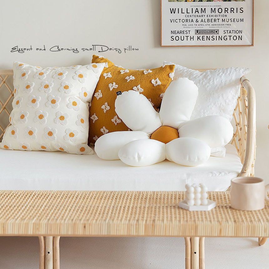 Gối tựa lưng HOA SÁU CÁNH chất liệu cao cấp phong cách Châu Âu Liminho ...