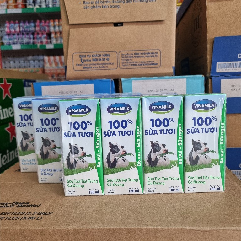 Sữa Tươi Vinamilk 100%180ml lốc 4 (Có đường/ Ít đường/ Không đường/ Vị Socola/ Vị dâu) | Shopee ...