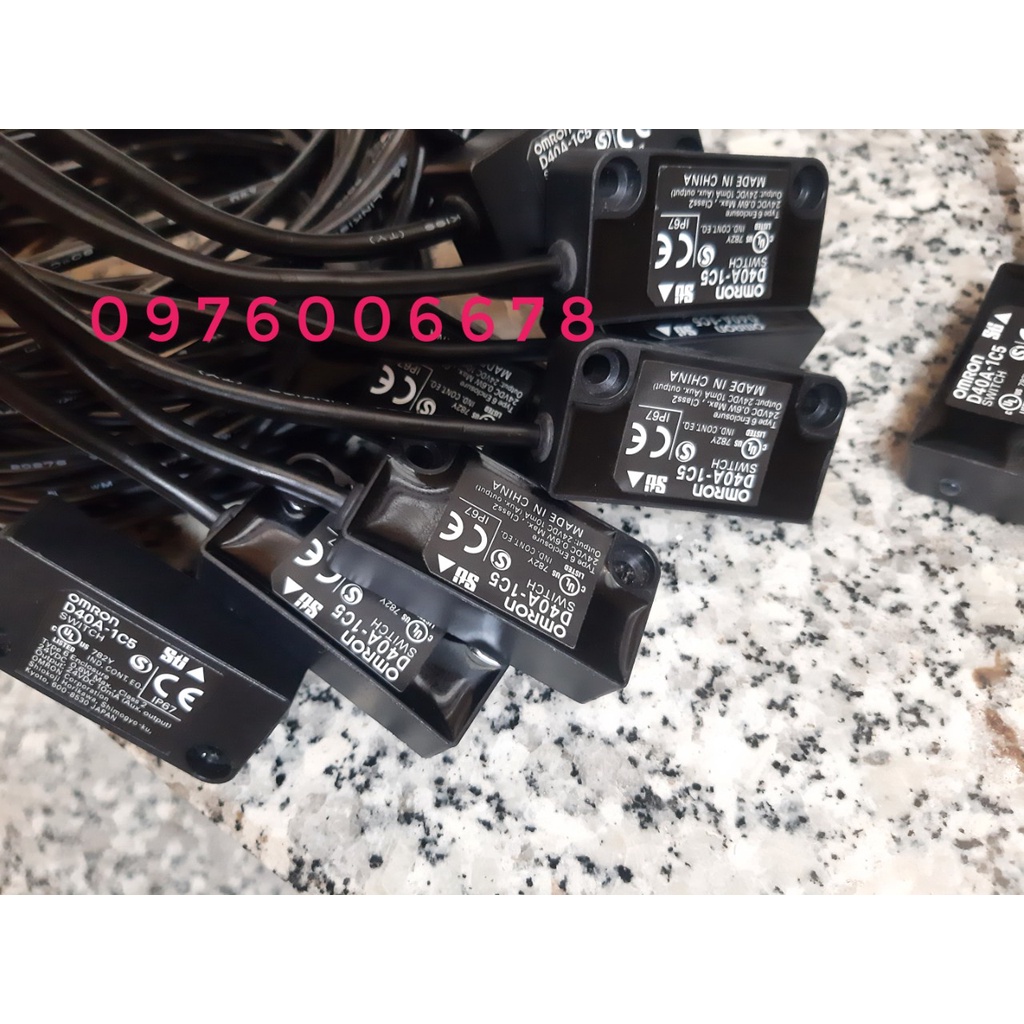 cảm biến omron D40A-1C5 D40A-1C2 tháo máy | Shopee Việt Nam