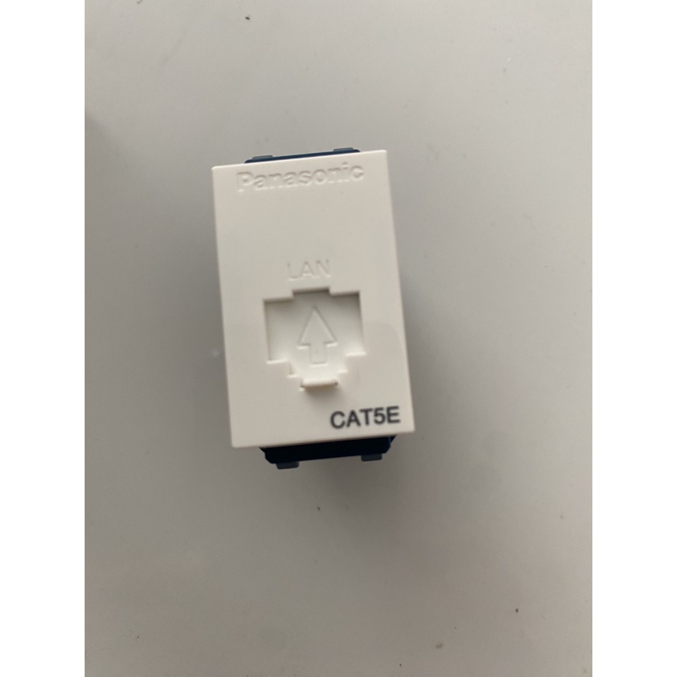Ổ cắm data cat5 WEV2488SW Panasonnic-1 cái | Shopee Việt Nam