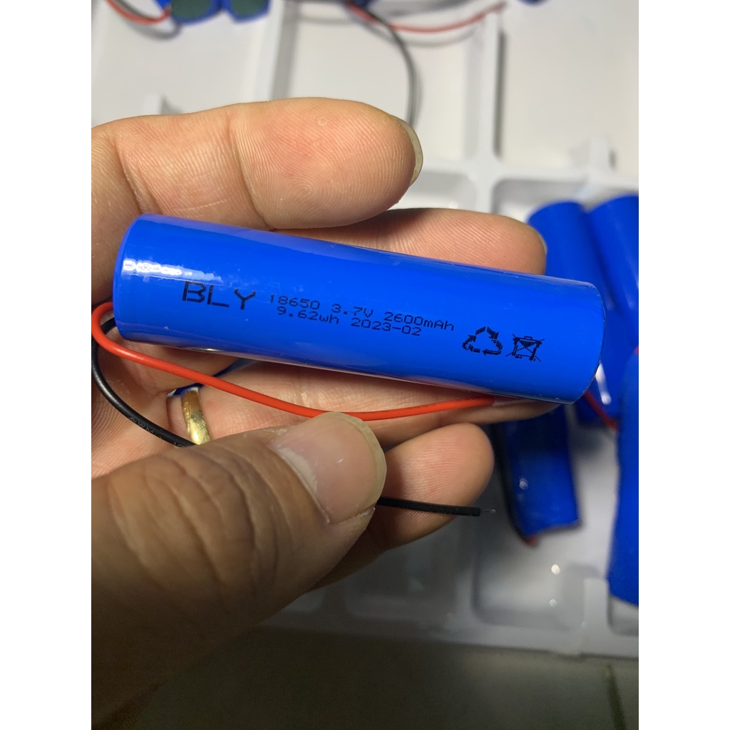[Hỏa Tốc] Pin Sạc 18650 3.7V 2600mah và 1800mah Dùng Loa Máy Hút Thiết Bị Điện Gia Dụng | Shopee ...