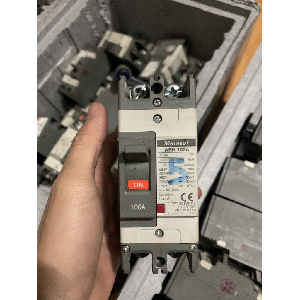 Át khối 1 pha giá tốt MCCB 2P 60A, 100A Metasol tháo tủ | Shopee Việt Nam