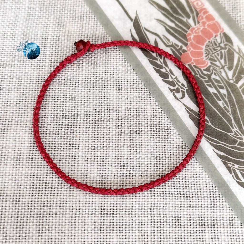 Vòng tay tết dây chỉ đỏ đậm | Shopee Việt Nam