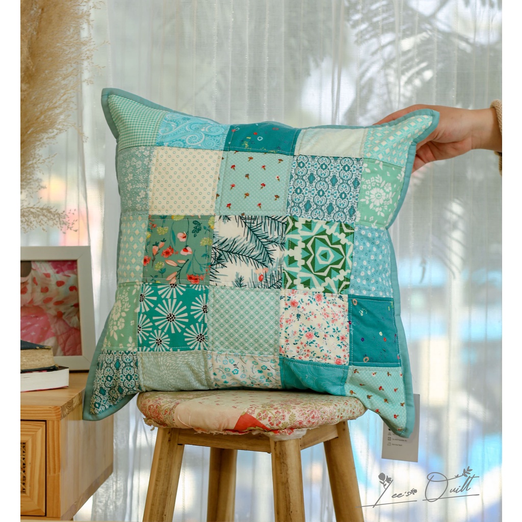 Vỏ gối vuông sofa Hoạ tiết ghép vuông nhiều màu LEE CORNER, vải Thô Hàn ...