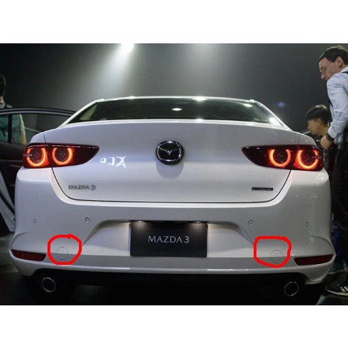 Nắp móc cứu hộ sau (nắp đậy móc kéo cản sau) Mazda 3 Sedan (2020 - 2023 ...