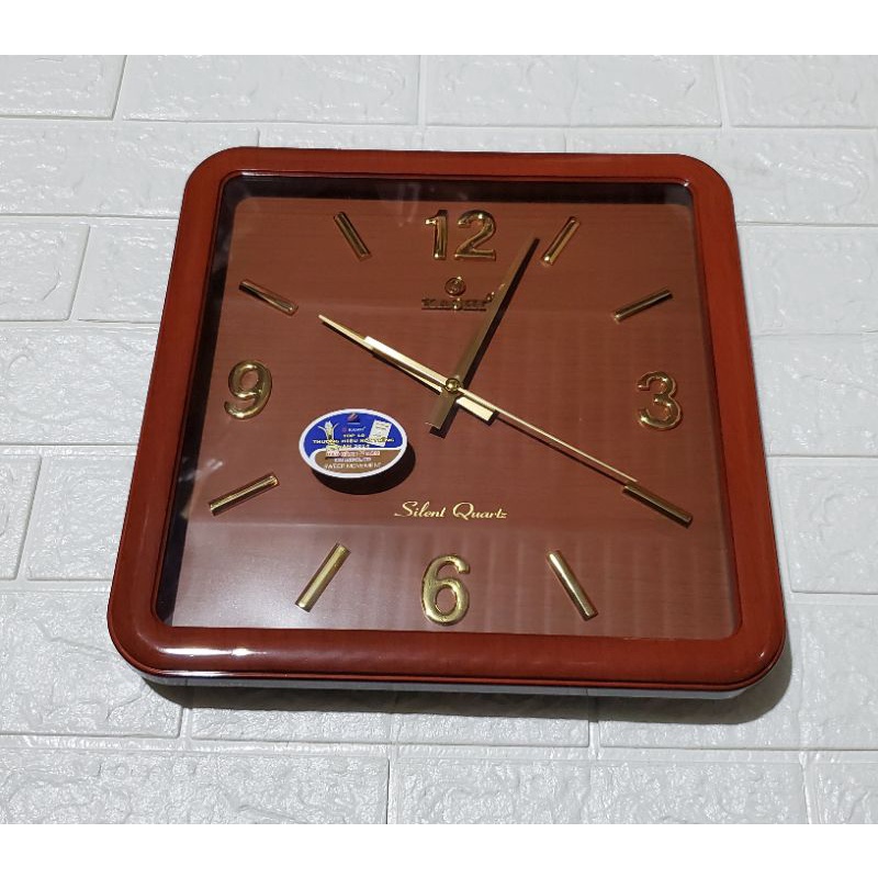 ĐỒNG HỒ TREO TƯỜNG KASHI KIM TRÔI SIÊU TĨNH K127 BẢO HÀNH 2 NĂM - KÈM PIN XỊN MAXELL | Shopee ...