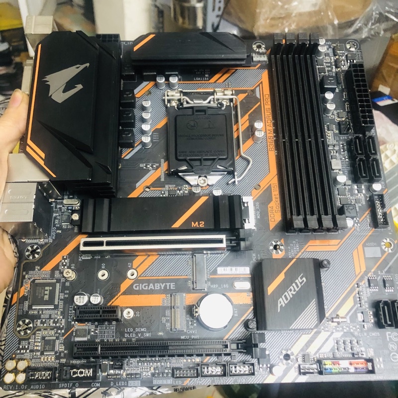 Combo i3 9100f, mainboad aorus b360 pro ram 8Gb và dòng main Gaming ...