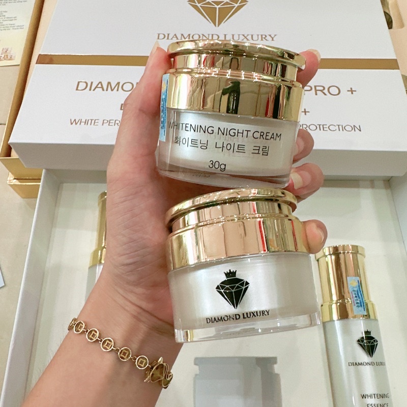 Kem Dưỡng Đêm Diamond Luxury ( Lọ 30g ) | Shopee Việt Nam