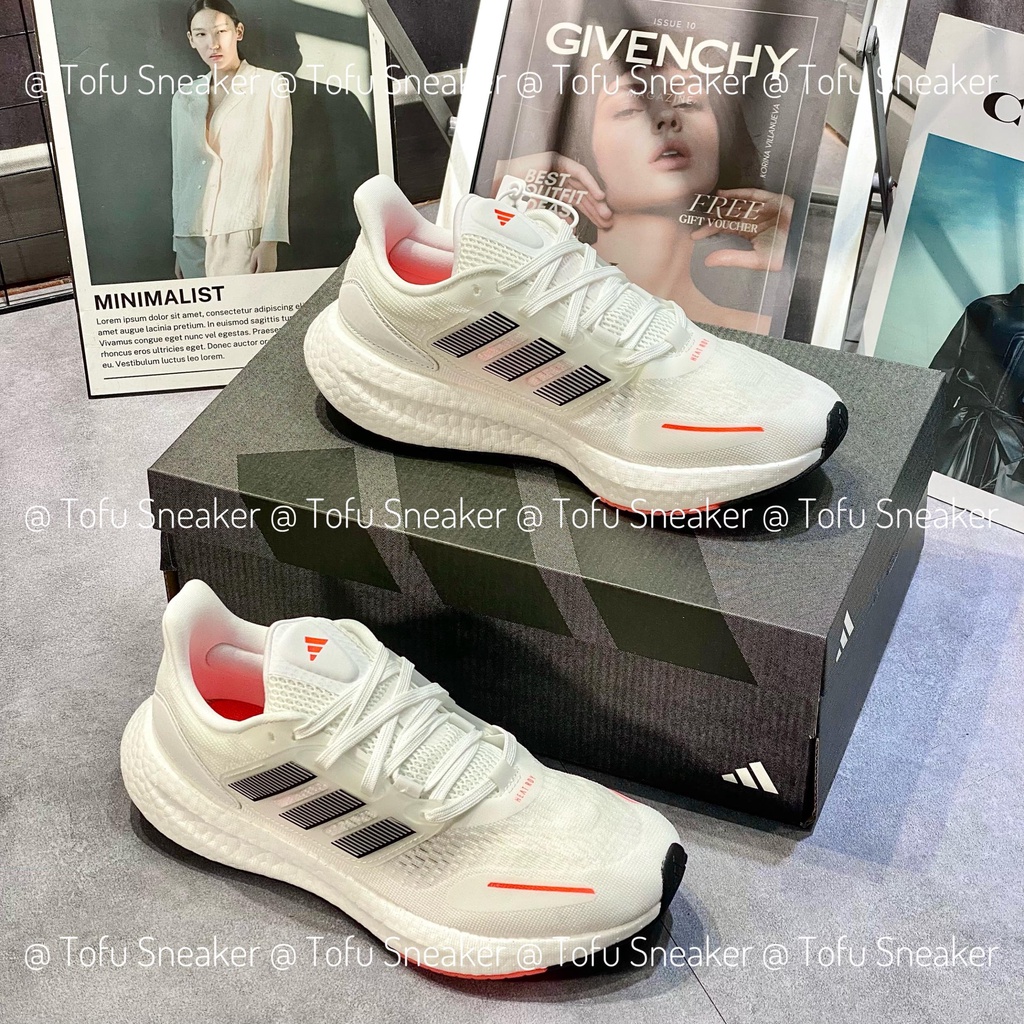 Giày chạy unisex Adi.das Pureboost 22 HQ8582 màu trắng đen | Shopee ...