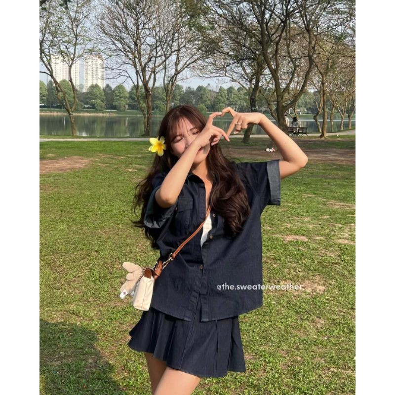 [S241] SET VÁY JEANS GIẤY XẾP LY KÈM BELT metwo.dearu - Set bò DENIM áo sơ mi lửng kèm chân váy ...