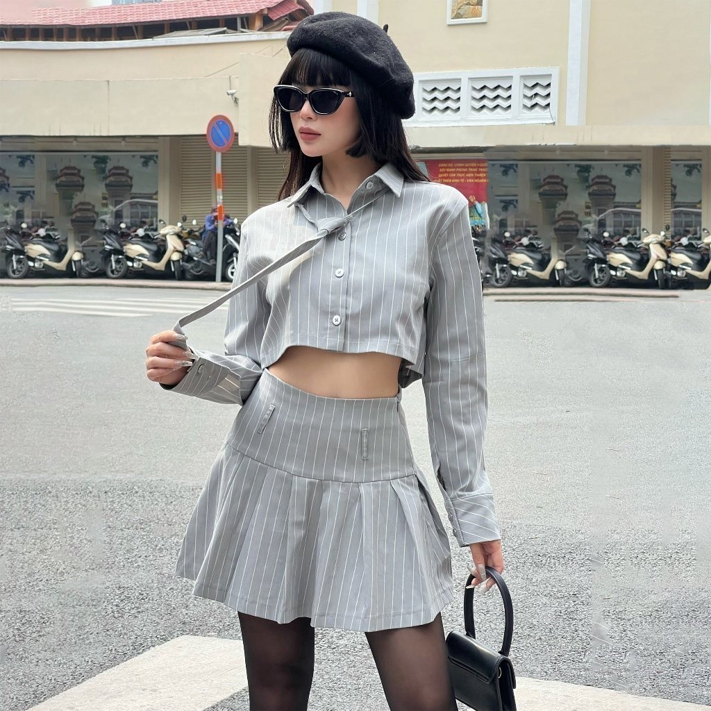 CARA Set bộ lẻ áo sơ mi croptop và chân váy xếp ly Kendy sọc năng động ...