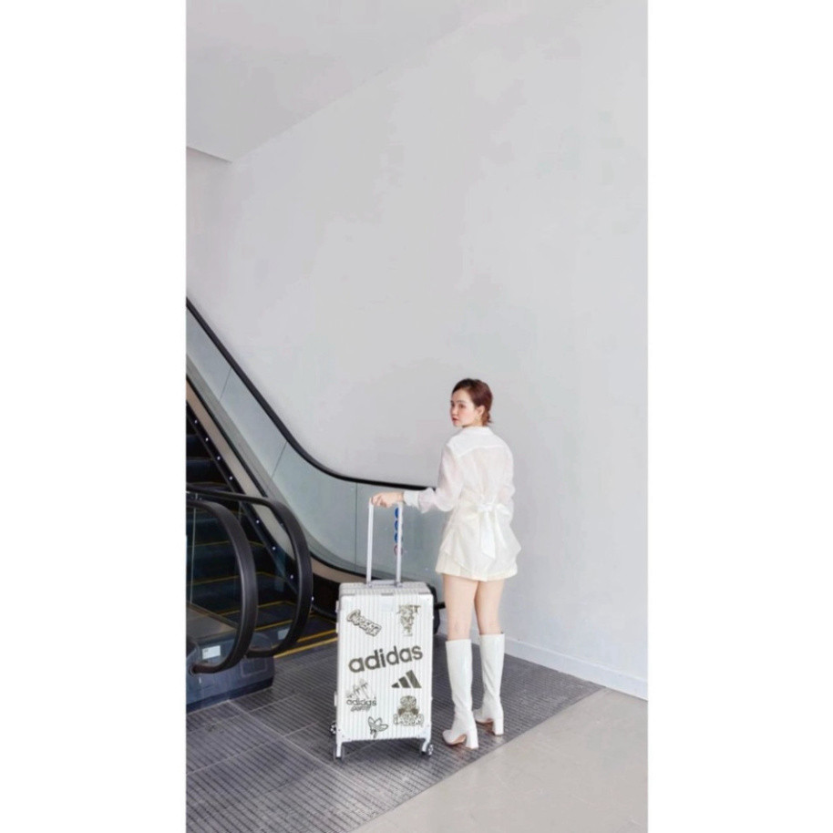 [Vali 79 ] Vali Adidas Grafity Suitcase Cream Màu Trắng Kem Size 20/24 ...