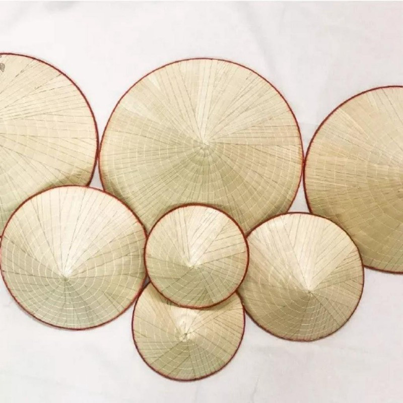 Nón lá trang trsi đủ size trang trí mầm non, quán cà phê, nhà cửa, cho ...