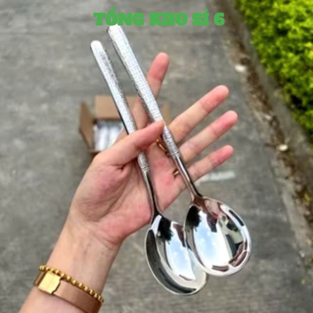 THÌA ĂN CÁN DÀI TAY CẦM NHÁM, Thìa inox cán dài bản to, muỗng inox cao ...
