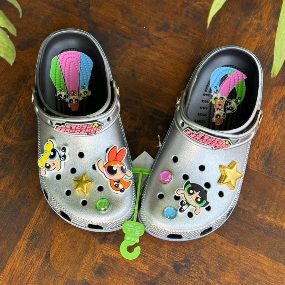 Dép Crocs Powerpuff Girls màu bạc | Shopee Việt Nam