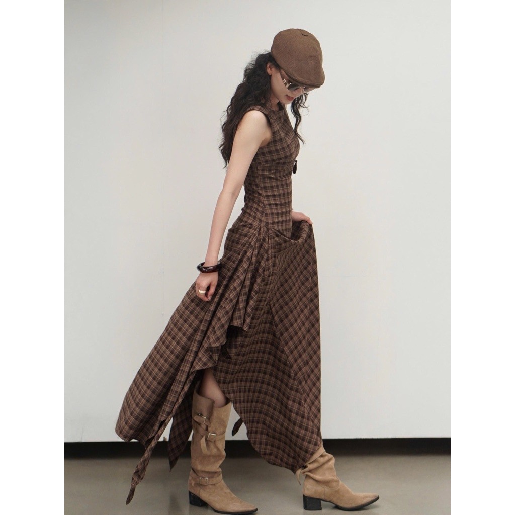 Váy Kẻ Nâu Dáng Dài Cá Tính UME Dress - LUXI | Shopee Việt Nam