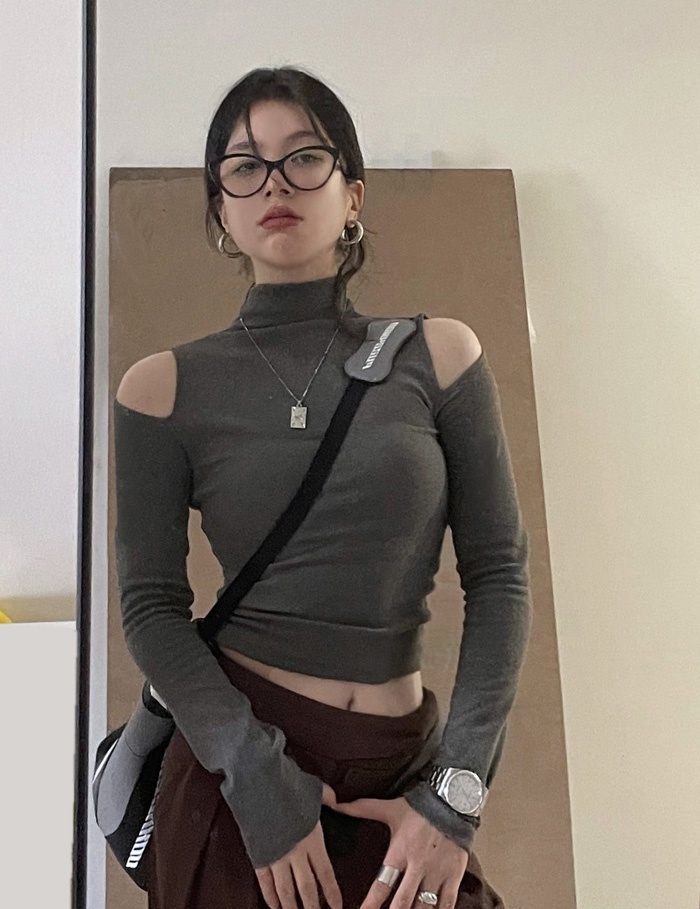 Kaisike Áo Thun Tay Dài Cổ Cao Hở Vai Thời Trang Thu Đông Dành Cho Nữ | Shopee Việt Nam