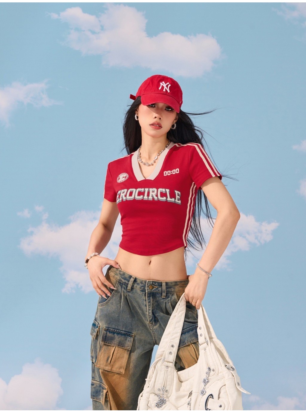 Áo Croptop Nữ Cổ V ZEROCIRCLE Form baby tee Dáng Ôm body Tay Ngắn Phối Sọc Cổ Viền Trắng Phong ...