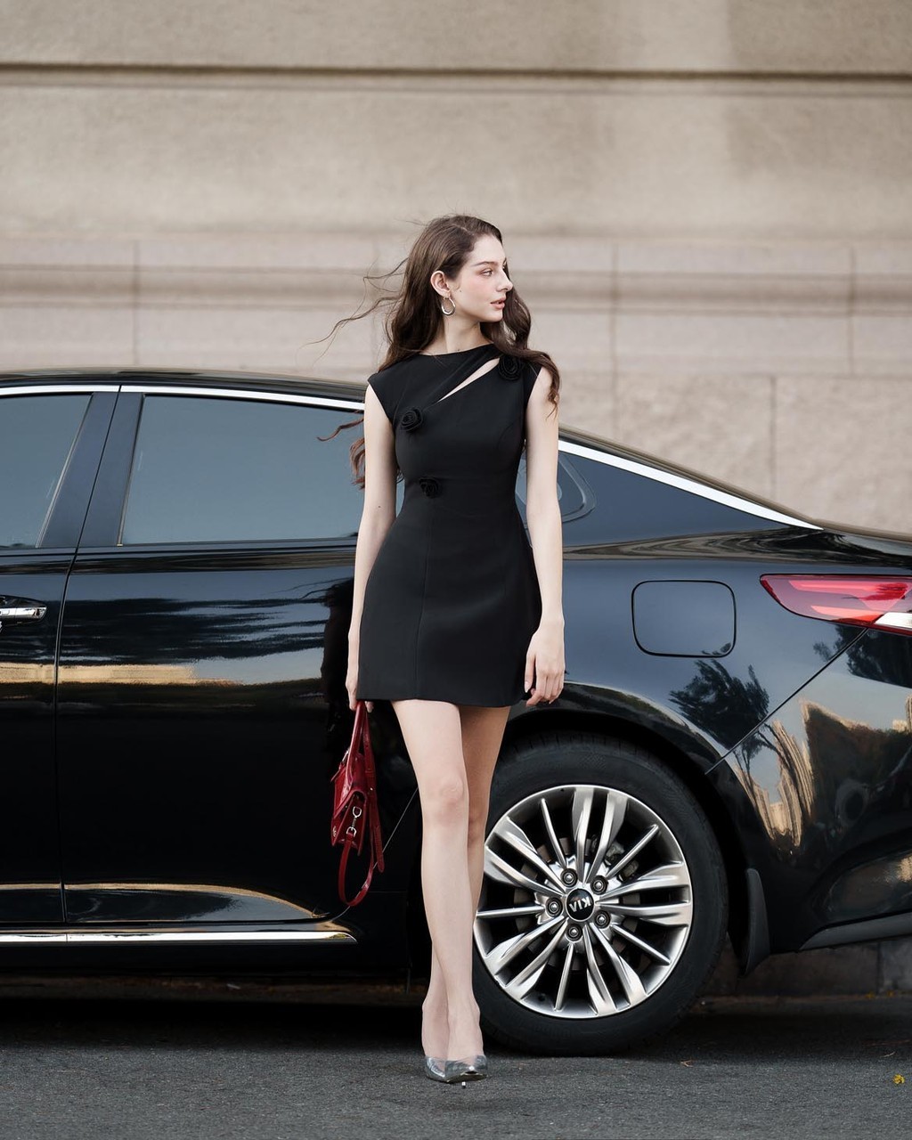 RECHIC Đầm ngắn Rica dáng A cách điệu ngực đính hoa sang trọng thanh ...