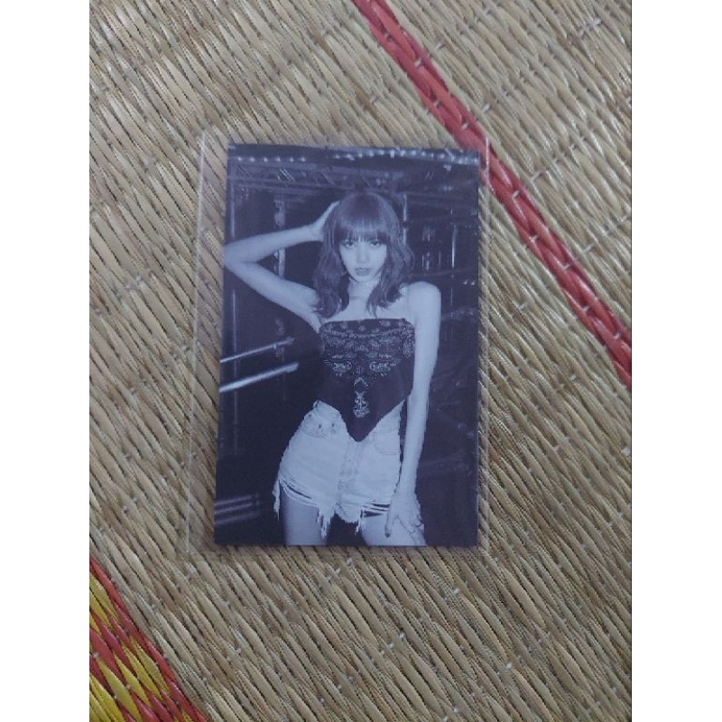 Card Lisa (BLACKPINK) chính hãng | Shopee Việt Nam