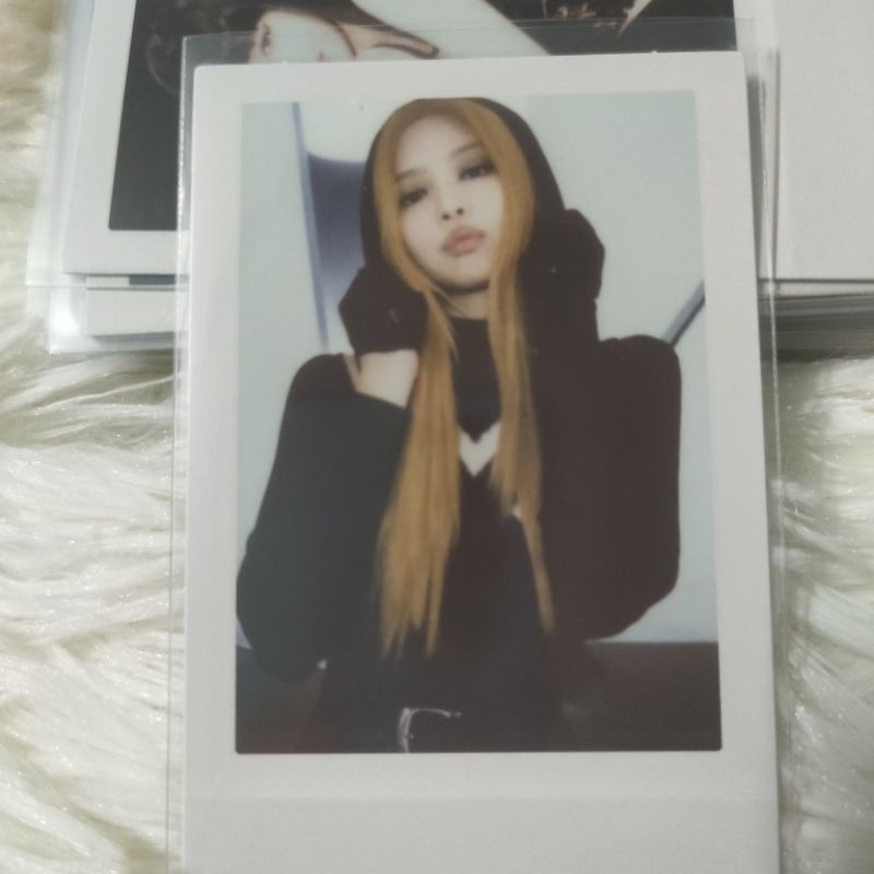 Card Jennie BLACKPINK official (thẻ ảnh) | Shopee Việt Nam