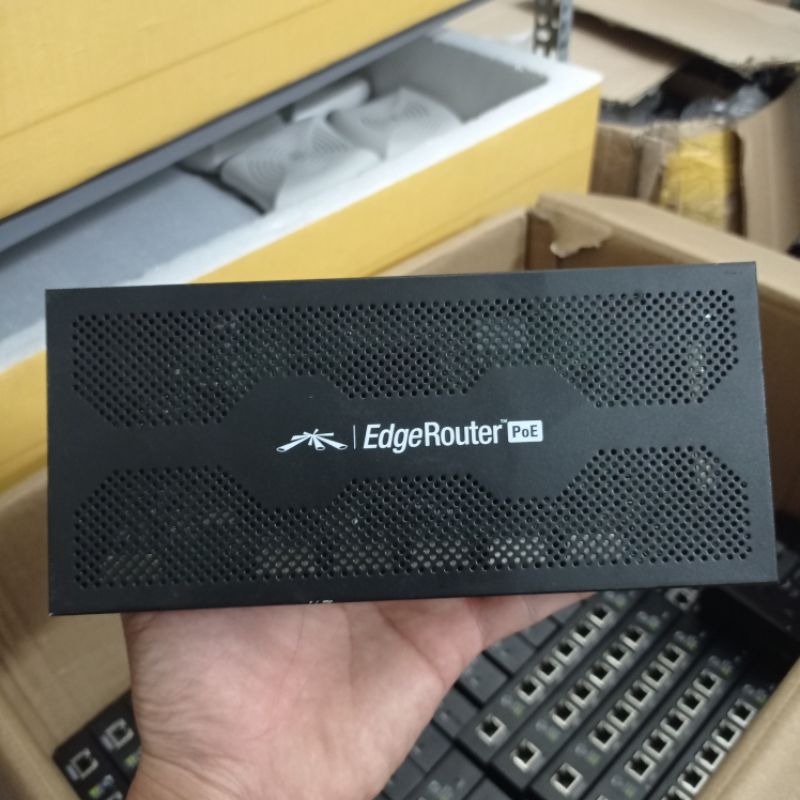 Router Cân Bằng Tải Edge Router Poe 5 | Shopee Việt Nam